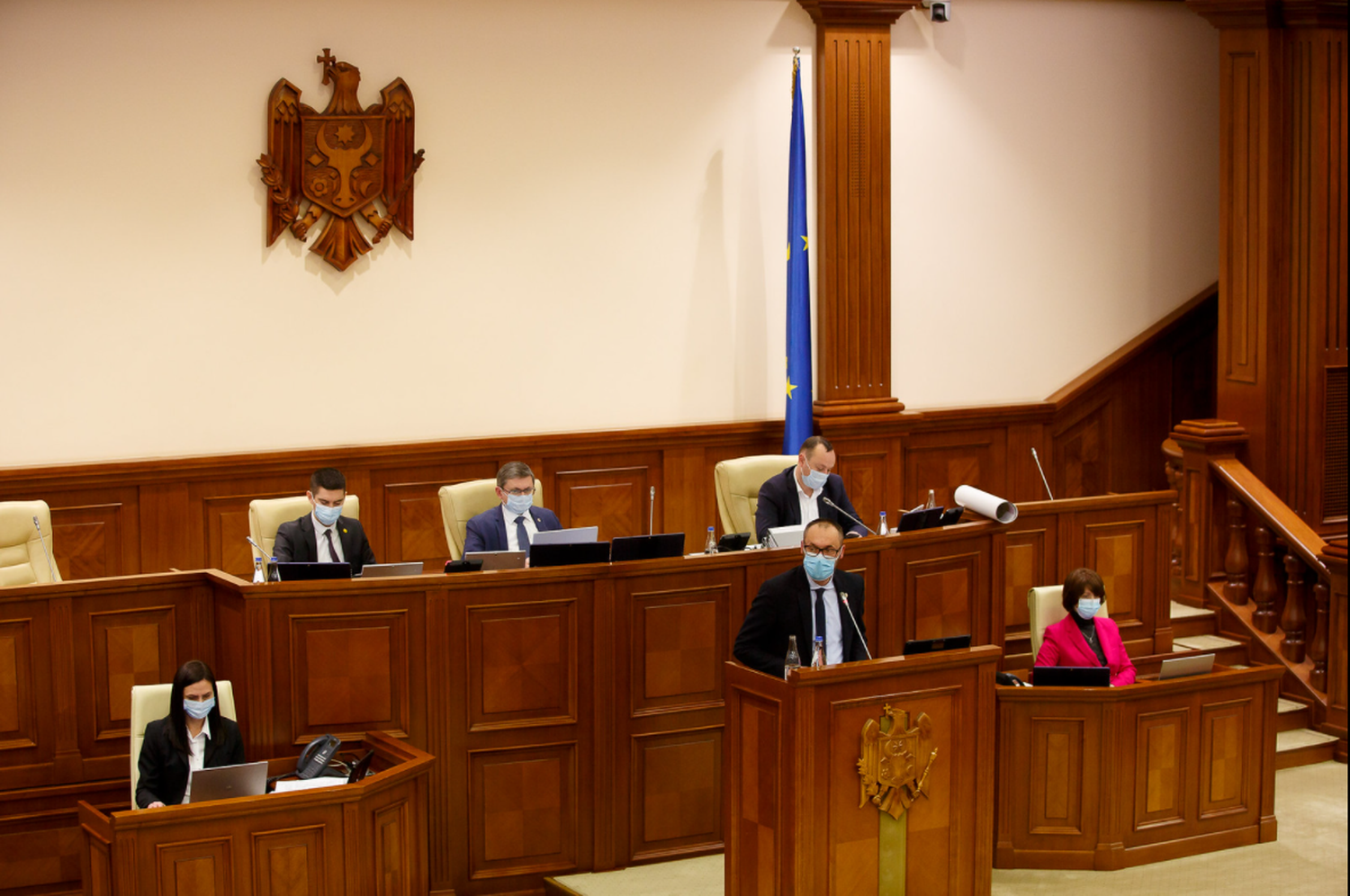 Proiectul de lege pentru modificarea unor acte normative ce se referă ...